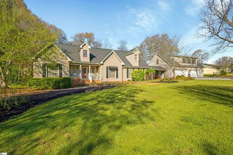 104 Taylors Rd, Taylors, SC 29687 | 36 Photos | MLS #1496027 - Movoto