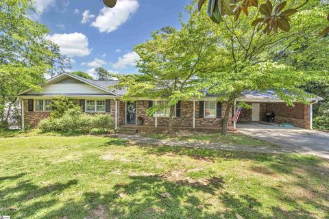 432 Harrell Dr, Spartanburg, SC 29307 | 28 Photos | MLS #1498390 - Movoto