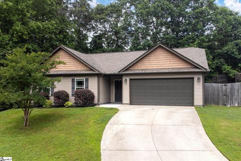 1 River Watch Dr, Greenville, SC 29605 | 33 Photos | MLS #1499059 - Movoto