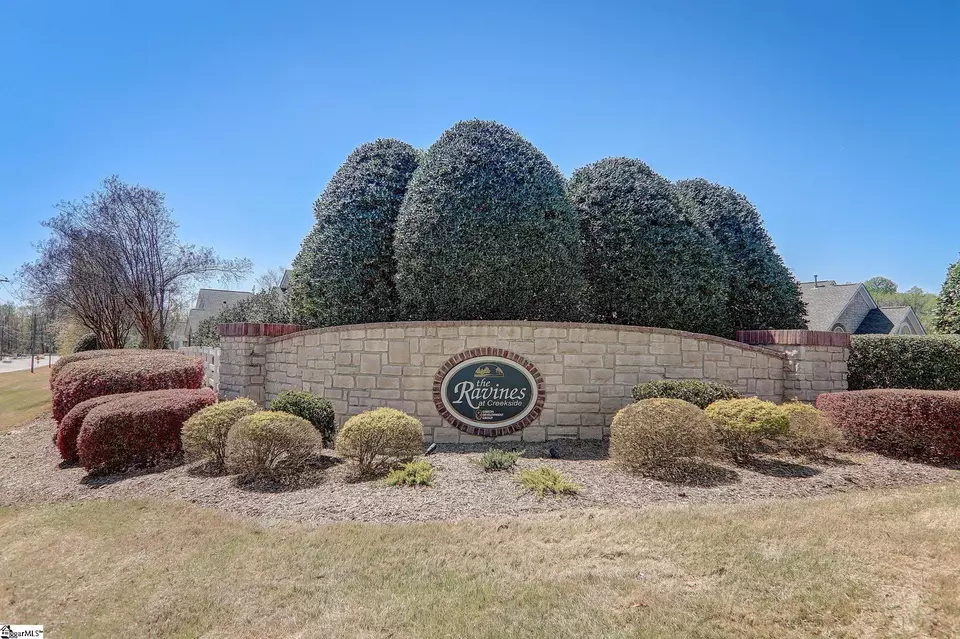 73 Fudora Cir, Simpsonville, SC 29681 | 26 Photos - Movoto
