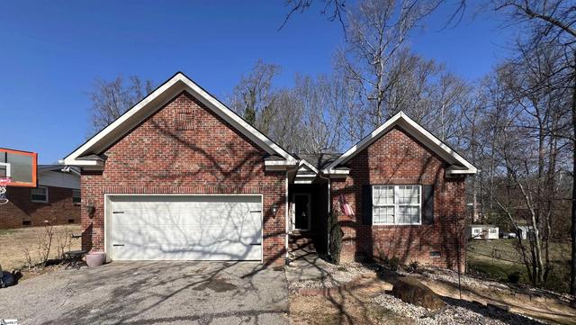 31 Amy Ln, Taylors, SC 29687 | 14 Photos - Movoto