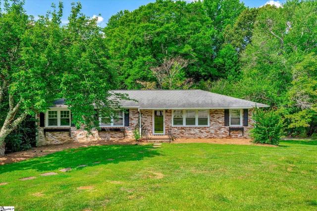 131 Montis Dr, Greenville, SC 29617 | 28 Photos - Movoto