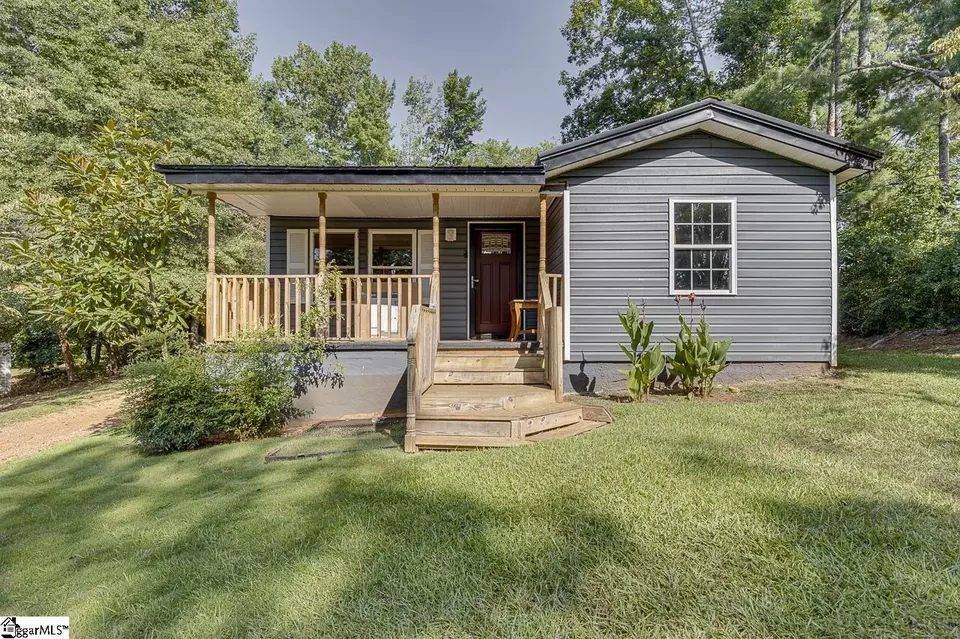 709 Chestnut Ridge Rd, Marietta, SC 29661 | 32 Photos - Movoto