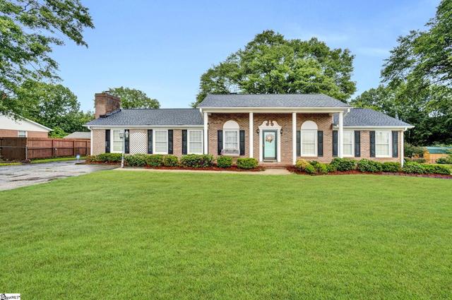 1403 Fork Shoals Rd, Greenville, SC 29605 | 36 Photos - Movoto