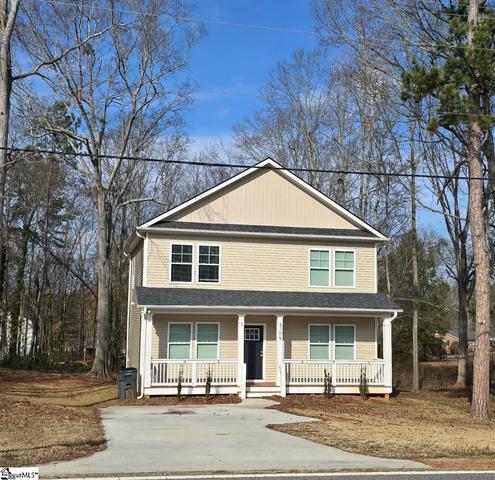 109 Lynn Ave, Laurens, SC 29360 | MLS# 1578882 | 31 Photos - Movoto