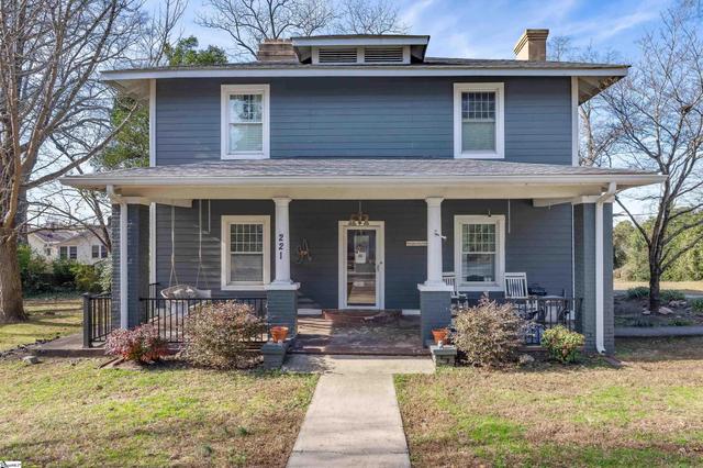 221 N Mountain St, Union, SC 29379 | MLS# 1579101 | 42 Photos - Movoto