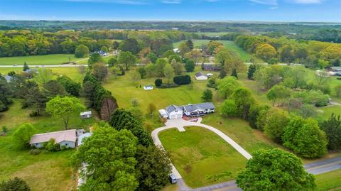 1212 Old Roberts Church Rd, Anderson, SC 29626 | 27 Photos - Movoto