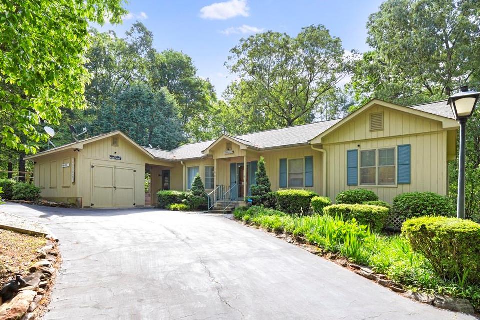 199 Mountain Rest Lake Rd, Mountain Rest, SC 29664 | 39 Photos - Movoto
