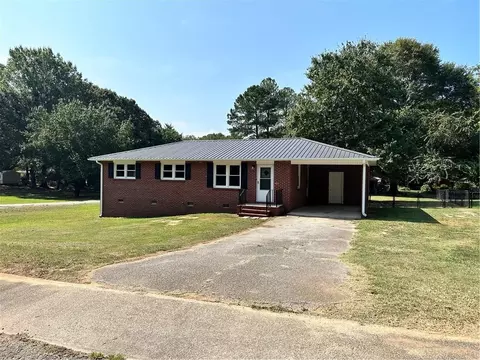 Lake Secession, SC Real Estate - Lake Secession Homes for Sale | Movoto