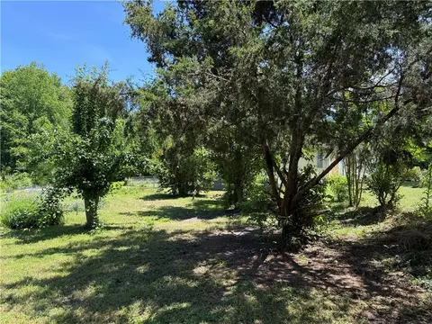 106 Nickie Dr, Williamston, SC 29697 | MLS# 20301084 | 23 Photos - Movoto
