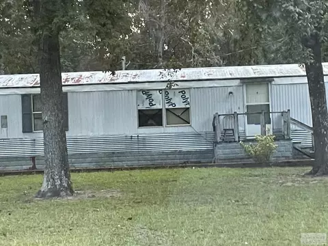 Dalzell, SC Homes with 2 Beds For Sale - Movoto