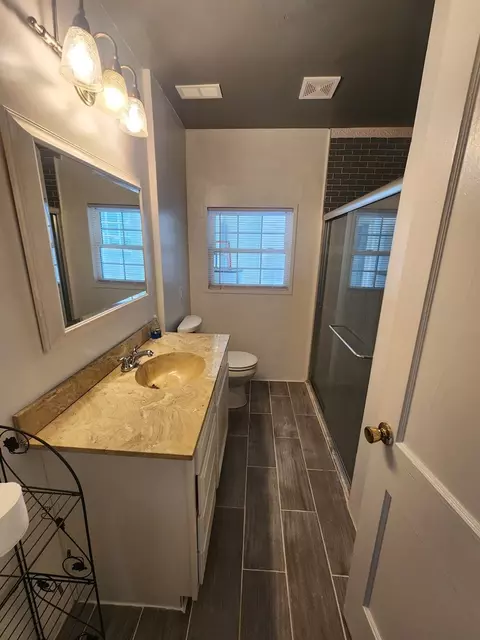 411 N Main St, Bishopville, SC 29010 | 12 Photos - Movoto