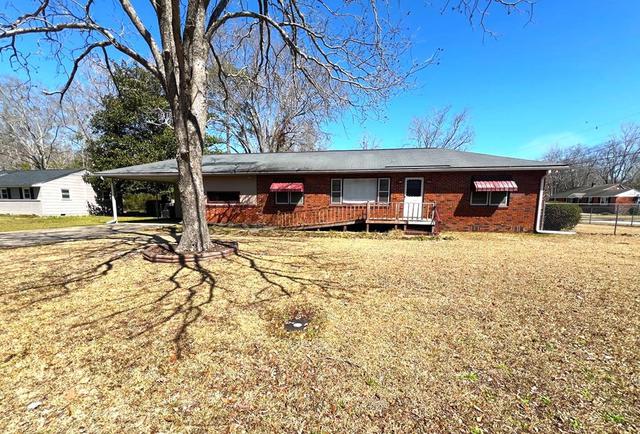 901 Mathis St, Sumter, SC 29150 | MLS# 169030 | 49 Photos - Movoto