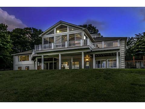 10 Beacon Ave, Warwick, RI 02889 - Movoto
