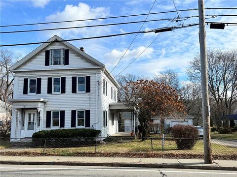 67 Providence St, West Warwick, RI 02893 | 17 Photos - Movoto