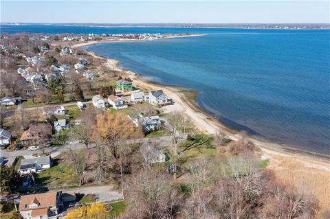 32 Shore Ave, Warwick, RI 02889 | 22 Photos | MLS #1333466 - Movoto