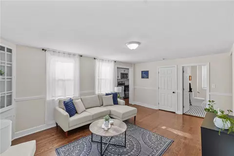 3730 Diamond Hill Rd, Cumberland, RI 02864 | 37 Photos - Movoto