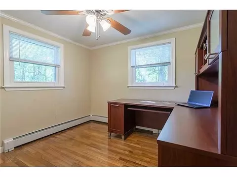 454 Read School House Rd, Coventry, RI 02816 | 23 Photos - Movoto