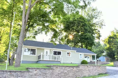 22 Dyer St, Johnston, RI 02919 | 25 Photos - Movoto