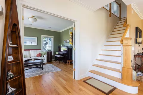 16 W Fairway Ave, Westerly, RI 02891 | 46 Photos - Movoto