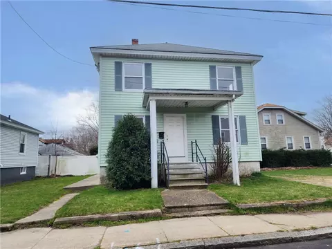 10 Douglas St, West Warwick, RI 02893 - Movoto