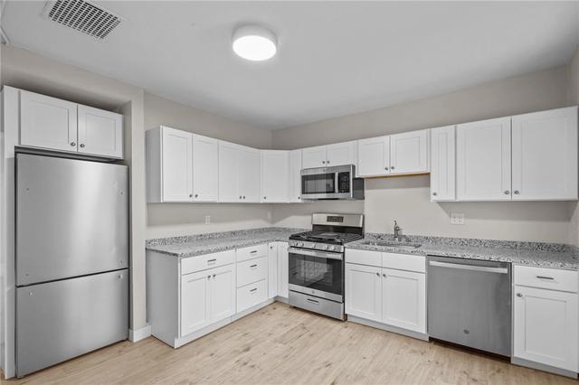 584 Weeden St, Pawtucket, RI 02860 - Movoto