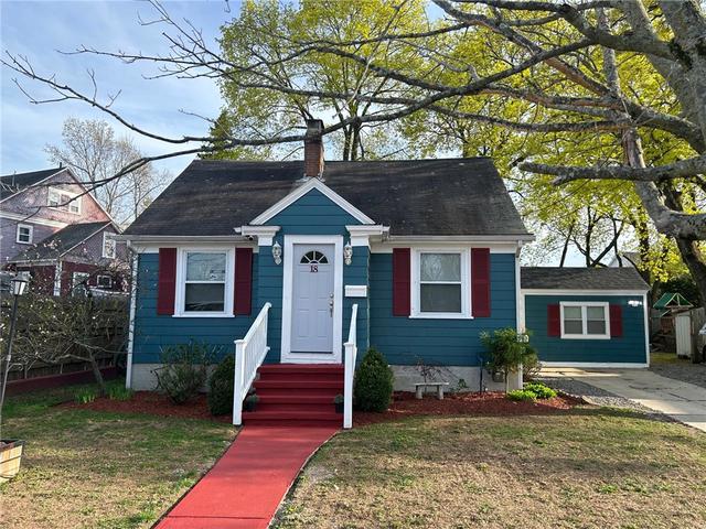 18 Puritan Ave, Cranston, RI 02920 | MLS# 1383280 | 34 Photos - Movoto