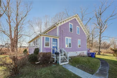69 Cutler St, Warren, RI 02885 | 13 Photos - Movoto