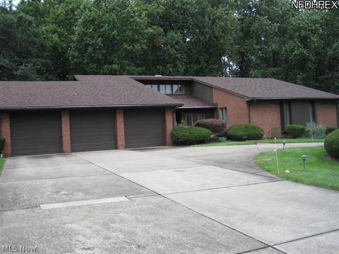 4647 Yale Ave NW, Canton, OH 44709 | 21 Photos | MLS #3263164 - Movoto