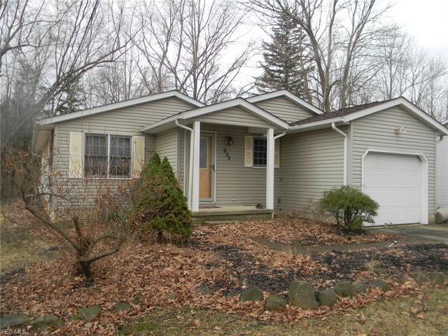 955 East Blvd, Aurora, OH 44202 | 18 Photos | MLS #4083247 - Movoto