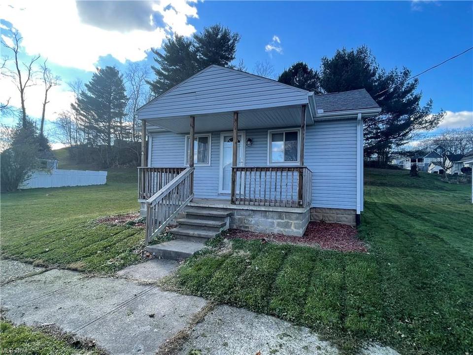 611 Market St, Philo, OH 43771 | 14 Photos | MLS #4335841 - Movoto