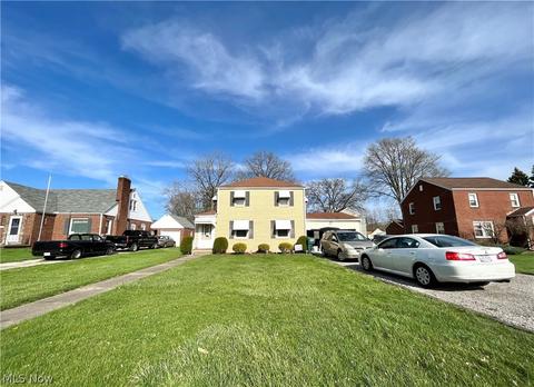 1146 Raff Rd SW, Canton, OH 44710 | 15 Photos - Movoto