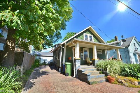 604 Marine St, Fairport Harbor, OH 44077 | 25 Photos | MLS #4386651 ...