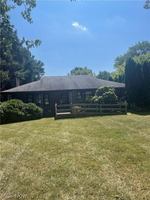 740 44th St, Canton, OH 44709 | 12 Photos | MLS #4404301 - Movoto