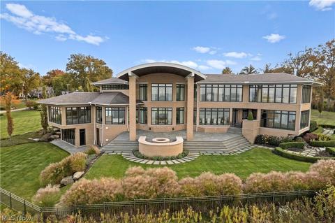 26000 Lake Rd, Bay Village, OH 44140 - Movoto