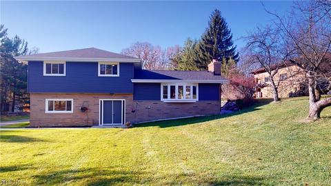3934 Harris Rd, Broadview Heights, OH 44147 | 25 Photos | MLS #4419983 ...