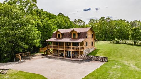 549 Cave Hill Rd, Little Hocking, OH 45742 | 32 Photos - Movoto