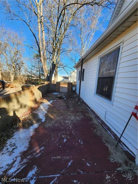 1465 Bank St, Atwater, OH 44201 | 14 Photos | MLS #4425050 - Movoto