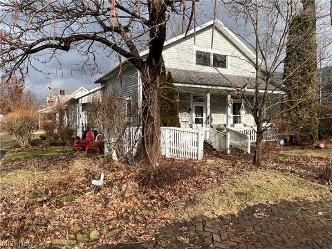 403 Front Ave SE, New Philadelphia, OH 44663 | 3 Photos | MLS #4432796 ...