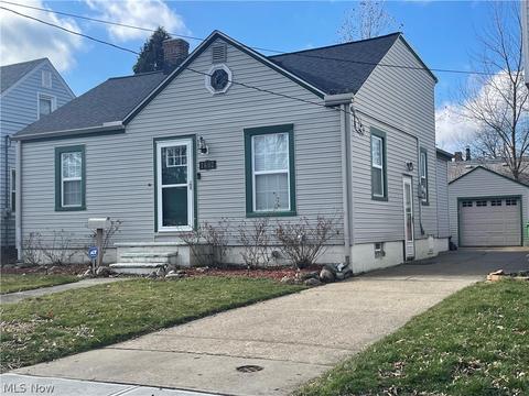 1602 Douglas Rd, Wickliffe, OH 44092 | 20 Photos | MLS #4432922 - Movoto