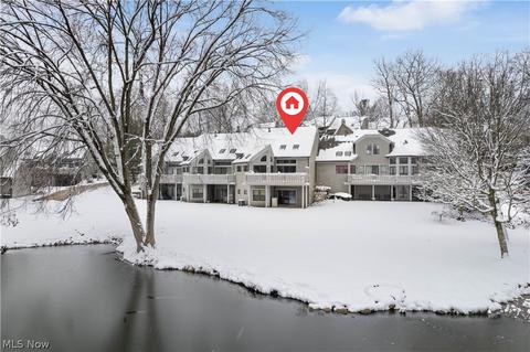 Condo/Townhouse Homes for Sale in Akron OH