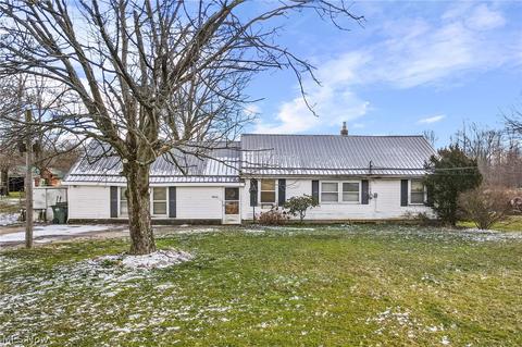 35643 Cooley Rd, Grafton, OH 44044 | 30 Photos | MLS #4435397 - Movoto