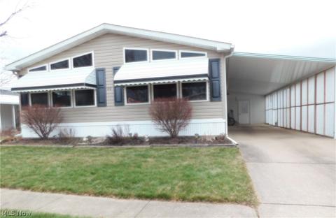 60 Periwinkle Dr, Olmsted Twp, OH 44138 | 30 Photos - Movoto