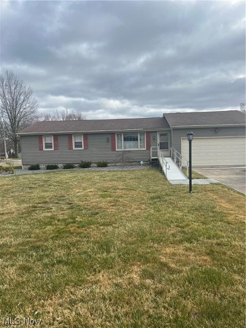 4579 Sheffield Dr, Austintown, OH 44515 | 21 Photos | MLS #4443749 - Movoto