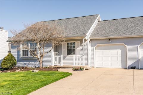 595 Bell Mawr Pl, Barberton, OH 44203 | 30 Photos | MLS #4450165 - Movoto