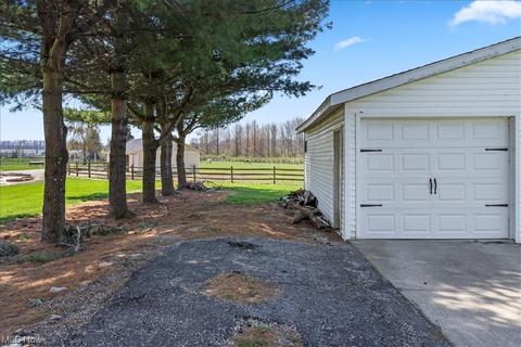 3850 Main St, Perry, OH 44081 | 35 Photos - Movoto