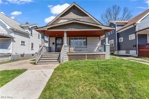 9811 Reno Ave, Cleveland, OH 44105 | 21 Photos | MLS #4452720 - Movoto