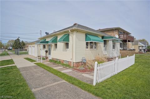 3214 Commonwealth Dr, Cleveland, OH 44134 | 20 Photos | MLS #4454708 ...