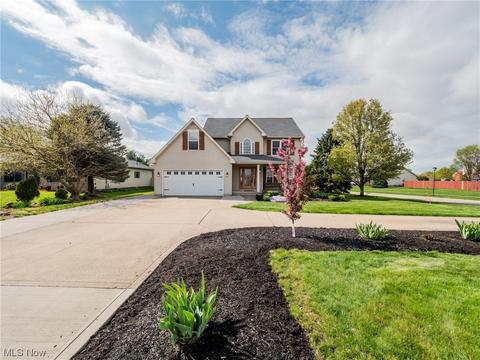 34880 Lorain Rd, North Ridgeville, OH 44039 | 33 Photos | MLS #4455320 ...