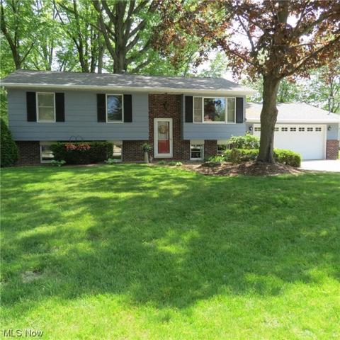 166 N Colonial Dr, Cortland, OH 44410 | 35 Photos - Movoto